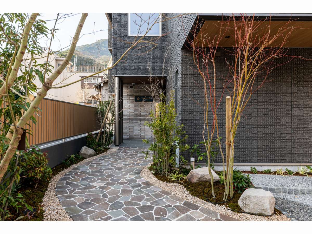 GRAND BASE Kurashiki Chuo - 호텔 객실 & 가격 | 기타큐슈 시 (고쿠라, 야하타, 모지), 후쿠오카 ...